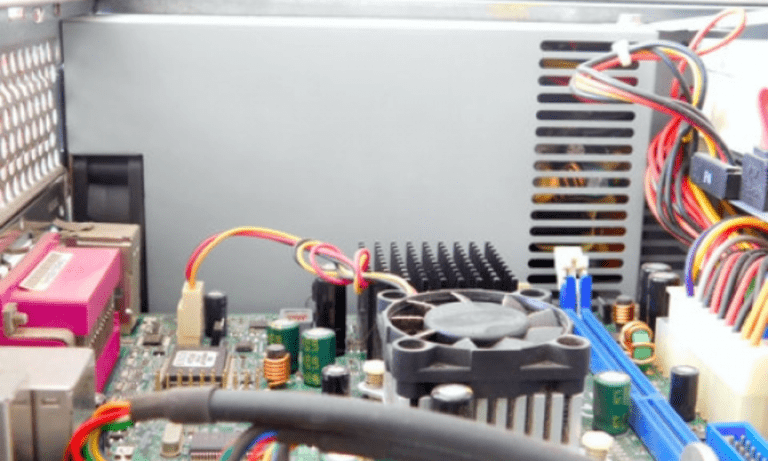 Como conectar o Power SW à sua placa-mãe?