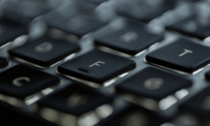 What does "press F" mean? | TT-Hardware
