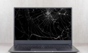 Comment remplacer un écran d'ordinateur portable cassé